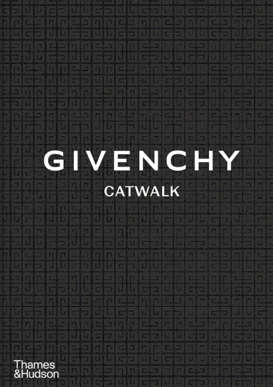 Givenchy Catwalk Boek Kopen? Luxetafelboeken.nl